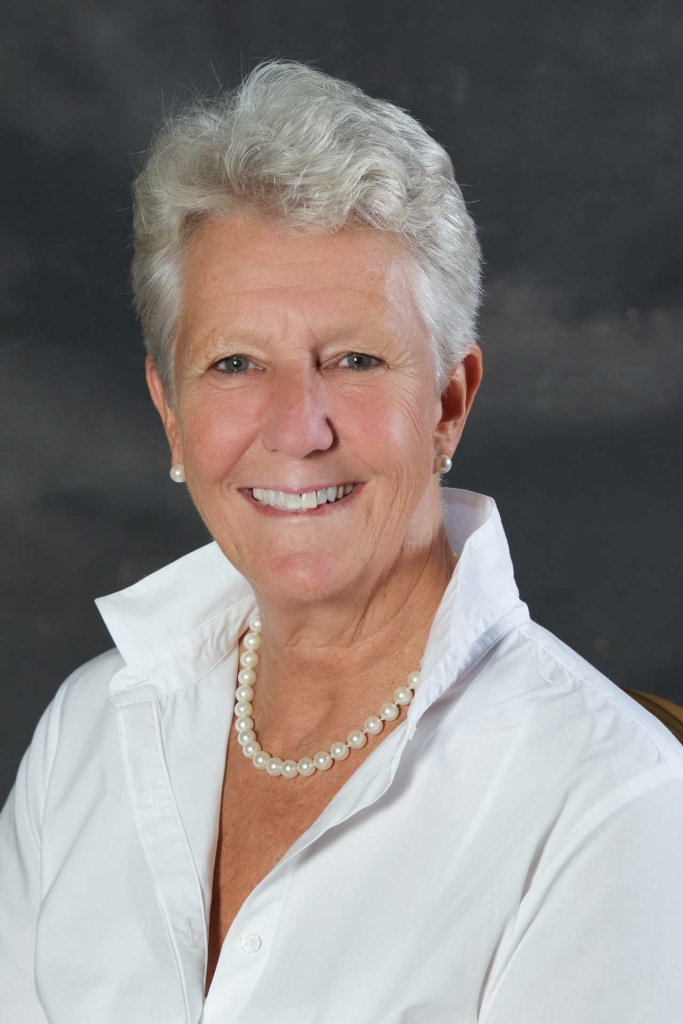 Dr. Jennifer Booth | Salve Regina University