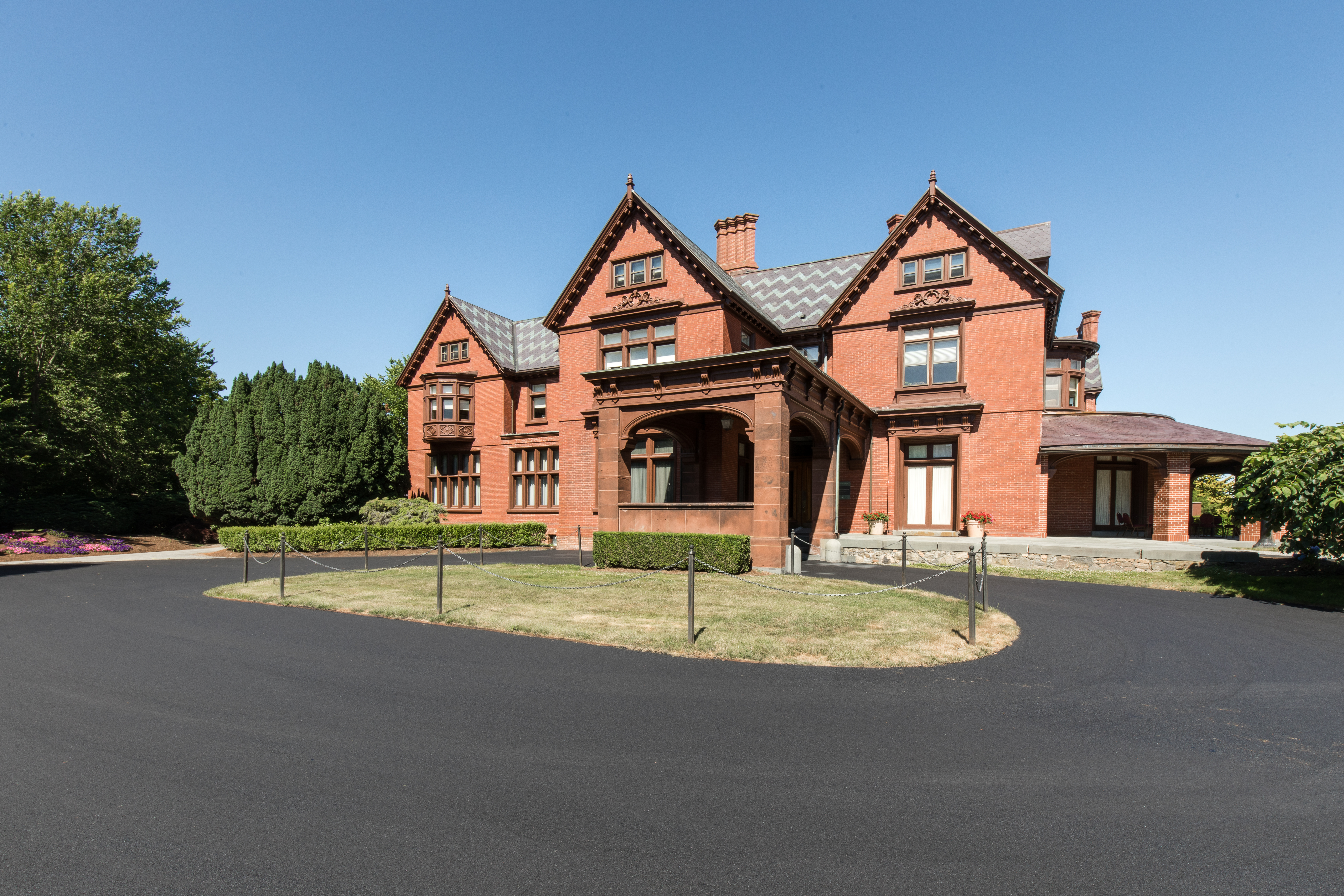 About Us | Salve Regina University